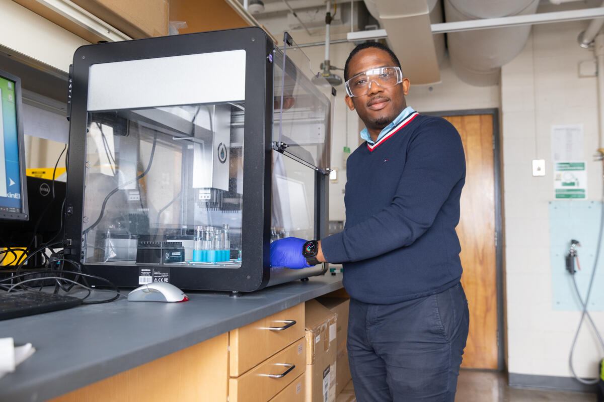 Machine learning solves complex solvent selection challenge | Great Lakes Bioenergy Research Center